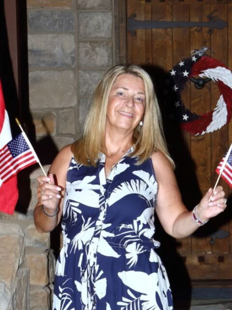 About Us - Beatrice Bradley